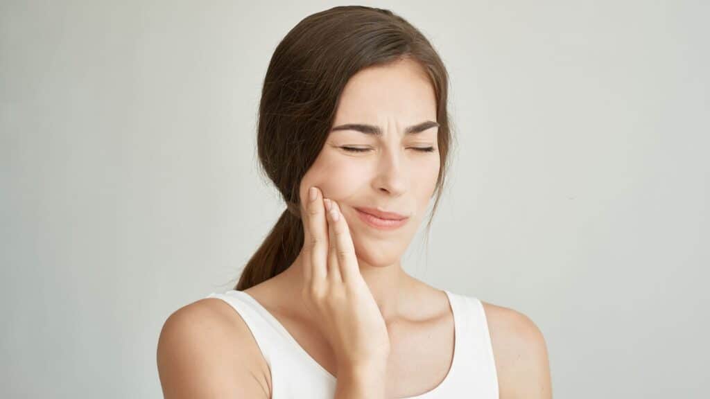 Toothache Emergency? What to Do When Your Teeth Hurt